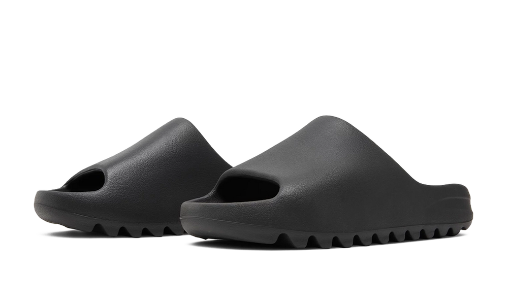 Yeezy sneakerek - True to Sole